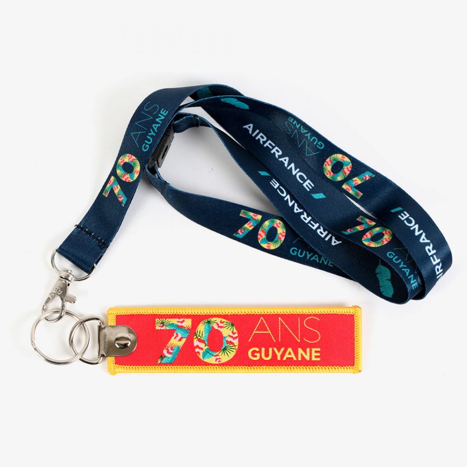 Embroidered & Woven Remove Keychain — Air France | AME