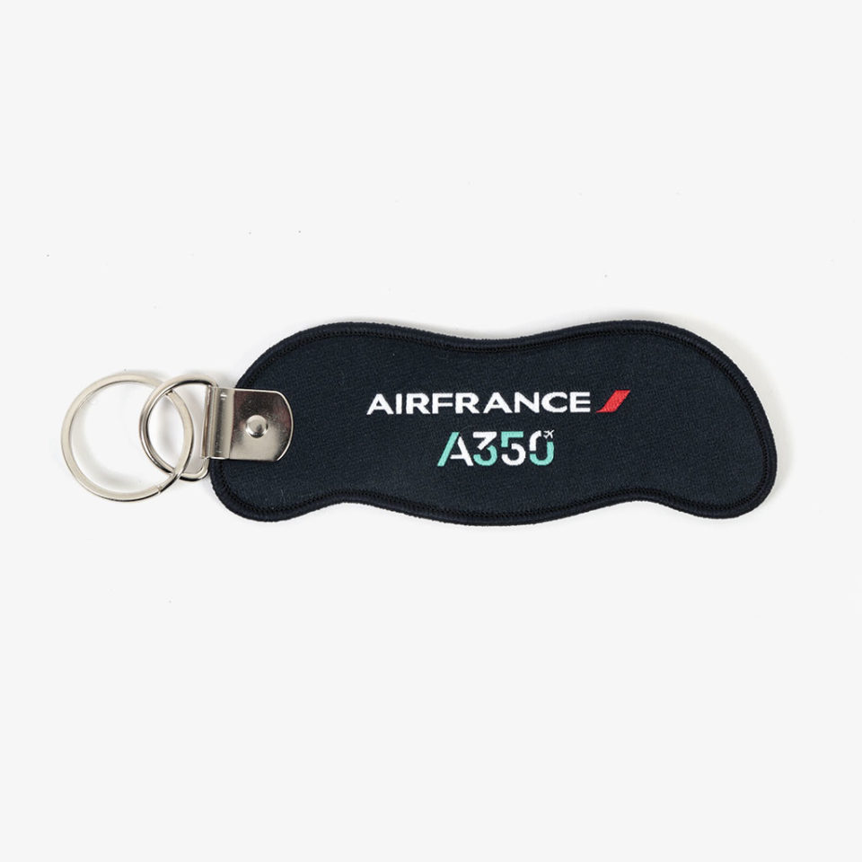 A350 Remove Keychain — Air France | AME
