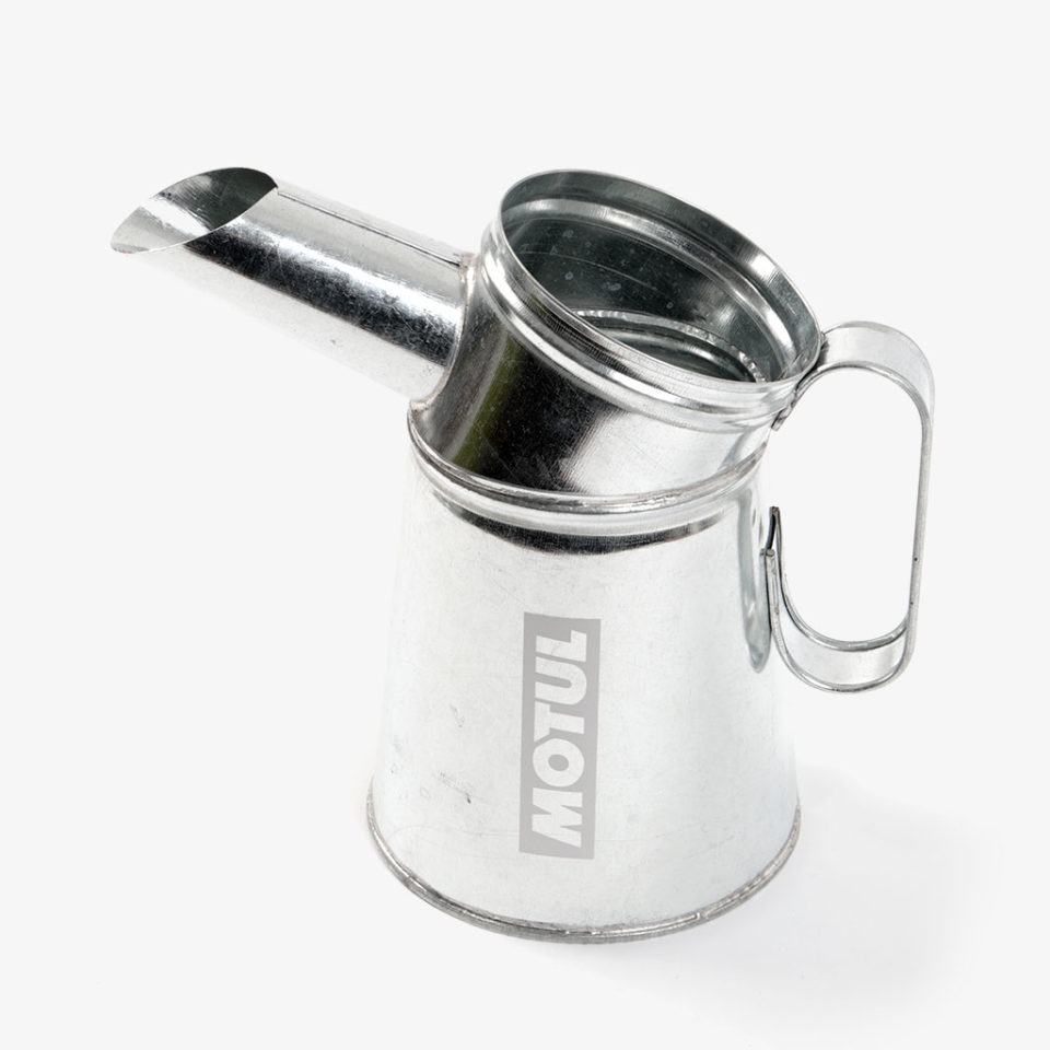 Pitcher — MOTUL | AME