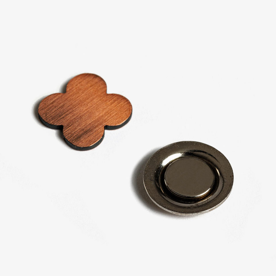 Magnetic Pin — Patina | AME